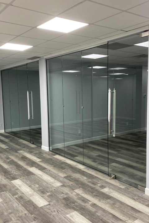 About | American Evolution Glass